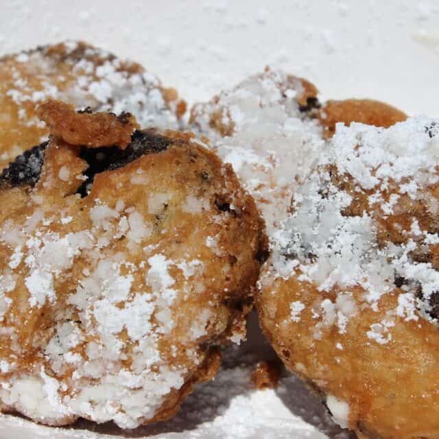 How To Make Fried Oreos - Delicious Dessert Recipe
